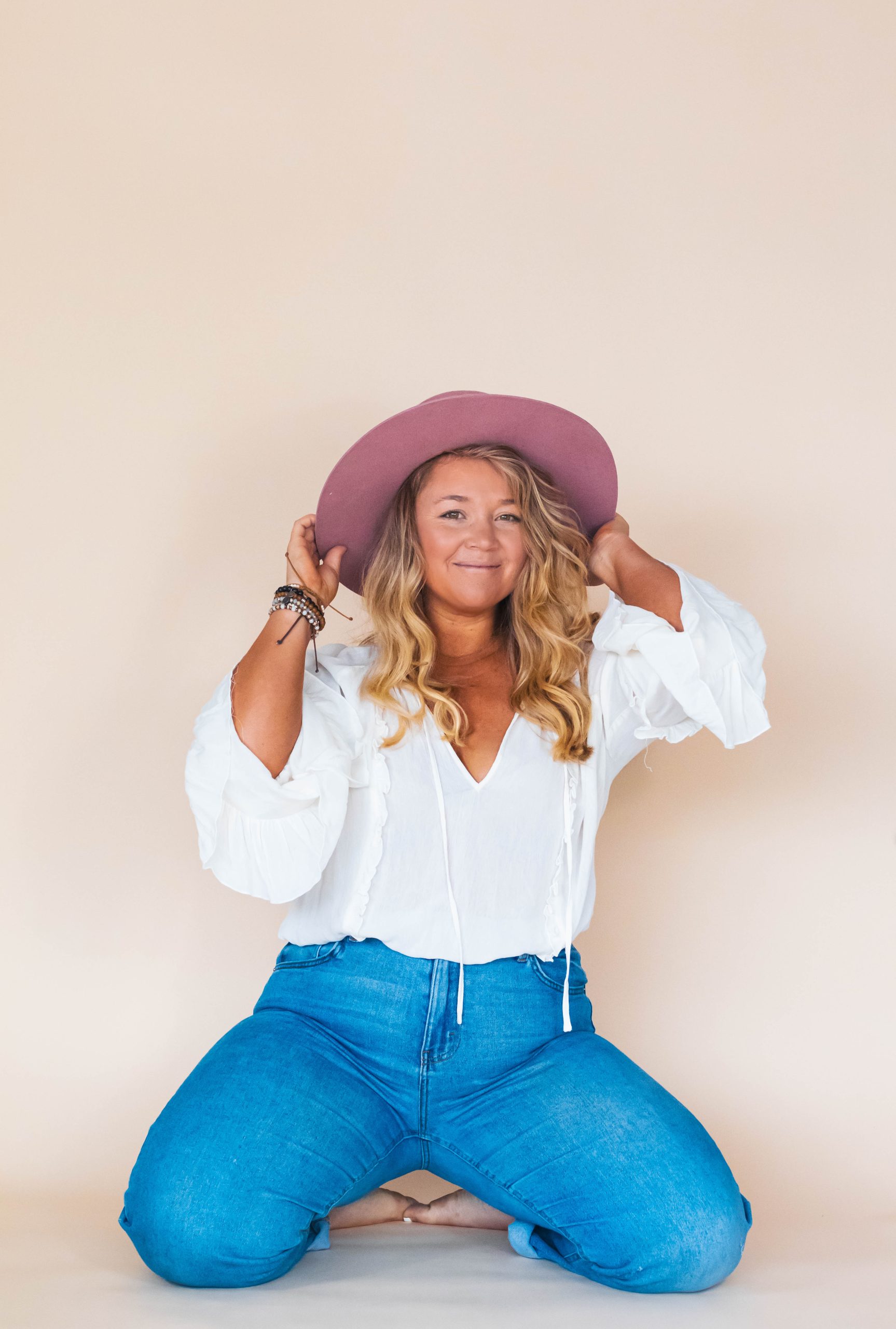 Winter Styles From Altar’d State + Tullabee Baby - DIY Decor Diaries
